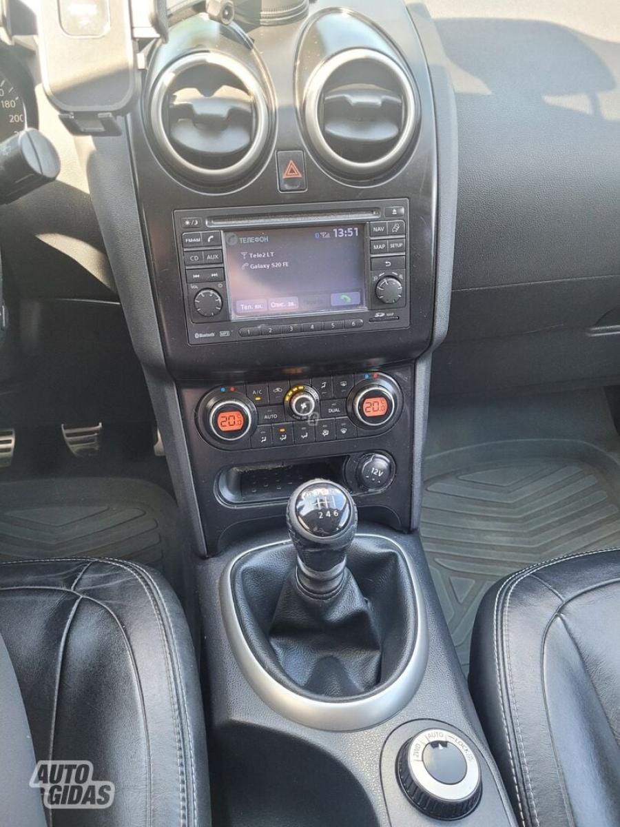 Black Nissan qashqai+2 2010 in Vilnius, with an engine capacity of 2.00 L and mileage of 322 thousand km for 4000 €, photo 20 on AUTOMOTO.COM.LV