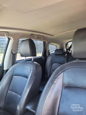 Black Nissan qashqai+2 2010 in Vilnius, with an engine capacity of 2.00 L and mileage of 322 thousand km for 4000 €, photo 22 on AUTOMOTO.COM.LV