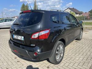 Black Nissan qashqai+2 2010 in Taurage, with an engine capacity of 1.46 L and mileage of 270 thousand km for 4500 €, photo 7 on AUTOMOTO.COM.LV