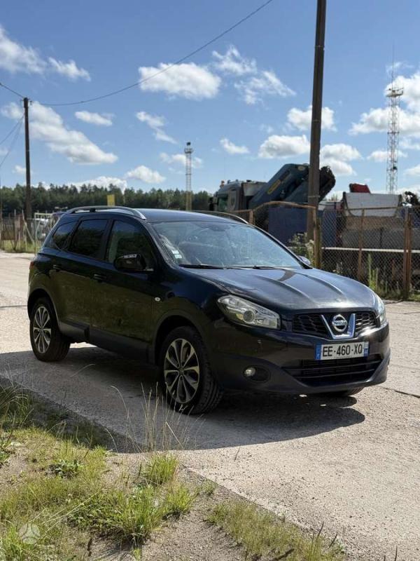 Melns Nissan qashqai+2 2010 Viļņa, ar dzinēja tilpumu 1.46 L un nobraukumu 290 tūkst. km par 4600 €, foto 3 vietnē AUTOMOTO.COM.LV