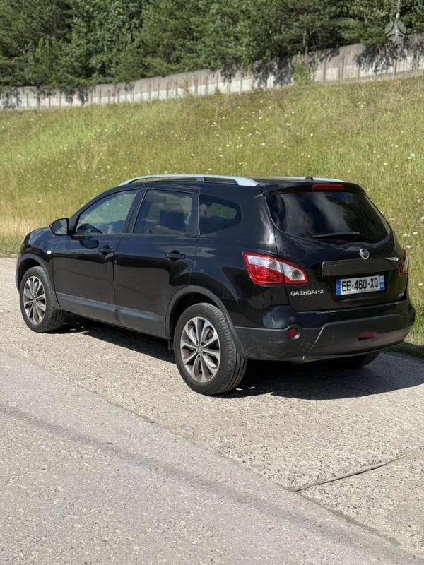 Melns Nissan qashqai+2 2010 Viļņa, ar dzinēja tilpumu 1.46 L un nobraukumu 290 tūkst. km par 4600 €, foto 6 vietnē AUTOMOTO.COM.LV