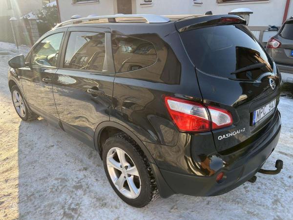Black Nissan qashqai+2 2011 in Kaunas, with an engine capacity of 2.00 L and mileage of 258 thousand km for 5200 €, photo 7 on AUTOMOTO.COM.LV