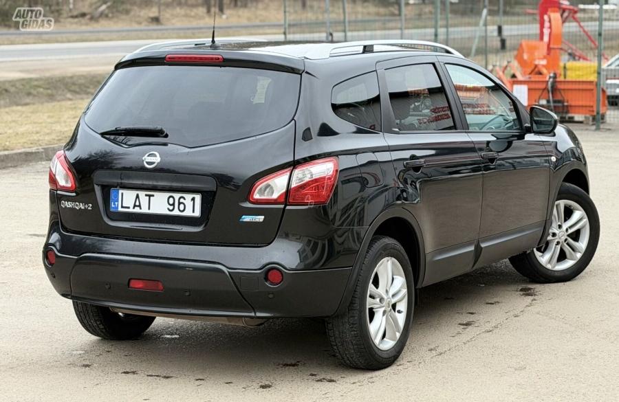Black Nissan qashqai+2 2011 in Radviliskis, with an engine capacity of 1.50 L and mileage of 307 thousand km for 4700 €, photo 9 on AUTOMOTO.COM.LV
