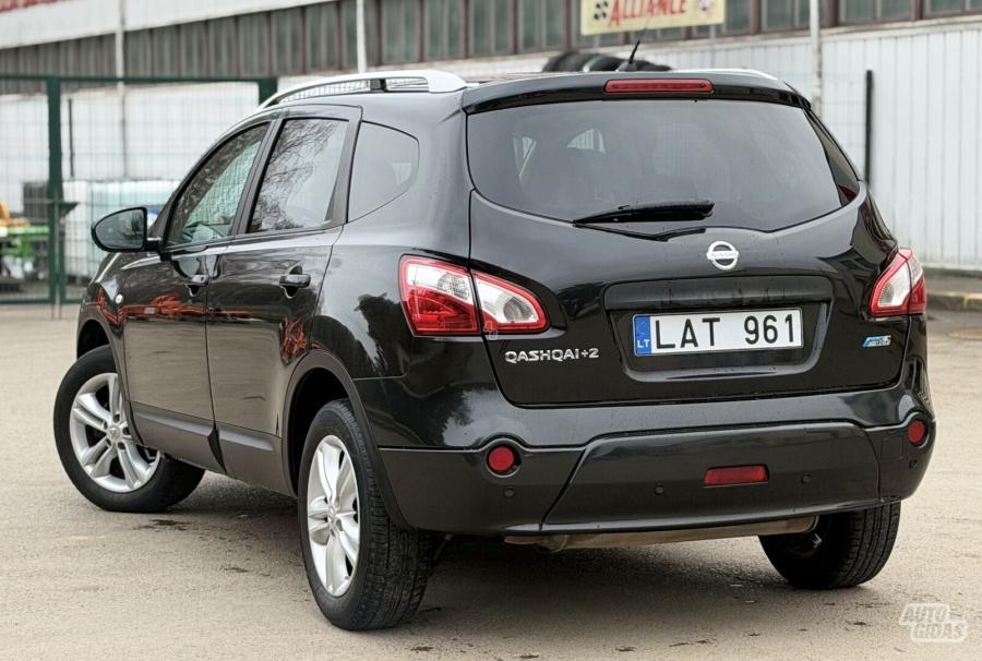 Black Nissan qashqai+2 2011 in Radviliskis, with an engine capacity of 1.50 L and mileage of 307 thousand km for 4700 €, photo 10 on AUTOMOTO.COM.LV