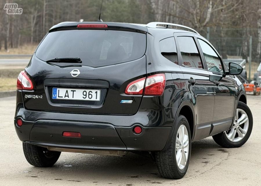 Black Nissan qashqai+2 2011 in Radviliskis, with an engine capacity of 1.50 L and mileage of 307 thousand km for 4700 €, photo 11 on AUTOMOTO.COM.LV