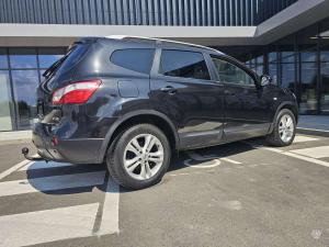 Melns Nissan qashqai+2 2011 Kauņa, ar dzinēja tilpumu 2.00 L un nobraukumu 272 tūkst. km par 5650 €, foto 26 vietnē AUTOMOTO.COM.LV