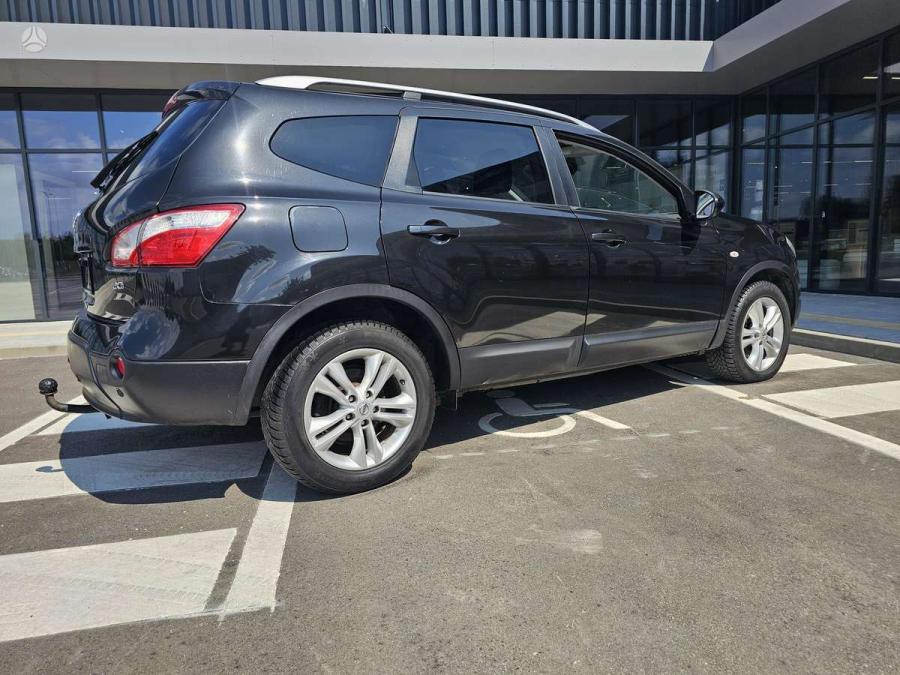 Melns Nissan qashqai+2 2011 Kauņa, ar dzinēja tilpumu 2.00 L un nobraukumu 272 tūkst. km par 5650 €, foto 32 vietnē AUTOMOTO.COM.LV