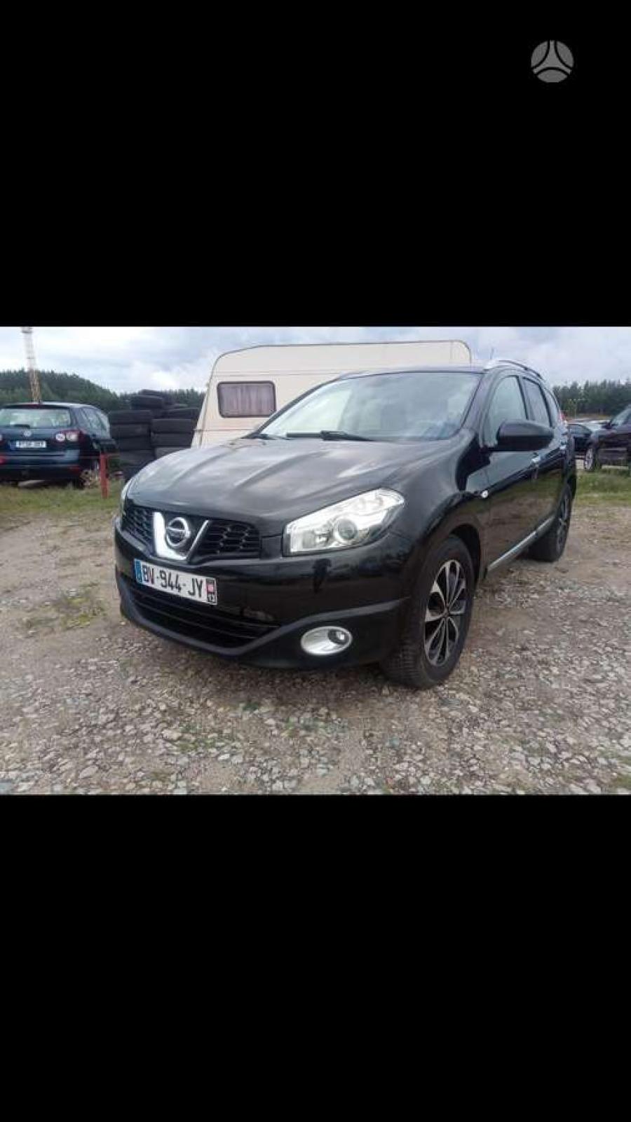 Black Nissan qashqai+2 2011 in Vilnius, with an engine capacity of 2.00 L and mileage of 260 thousand km for 5350 €, photo 4 on AUTOMOTO.COM.LV