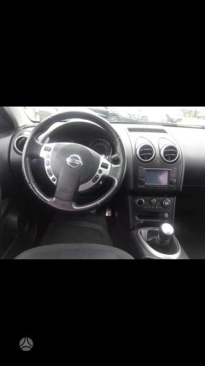 Black Nissan qashqai+2 2011 in Vilnius, with an engine capacity of 2.00 L and mileage of 260 thousand km for 5350 €, photo 12 on AUTOMOTO.COM.LV