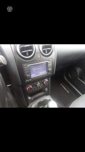 Black Nissan qashqai+2 2011 in Vilnius, with an engine capacity of 2.00 L and mileage of 260 thousand km for 5350 €, photo 14 on AUTOMOTO.COM.LV