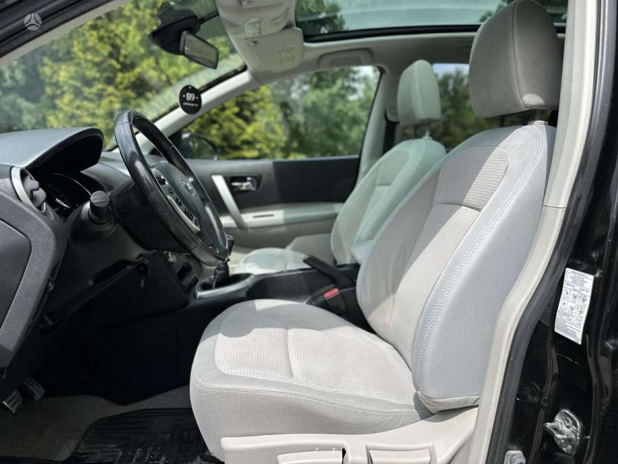 Black Nissan qashqai+2 2011 in Kaunas, with an engine capacity of 2.00 L and mileage of 197 thousand km for 4650 €, photo 30 on AUTOMOTO.COM.LV