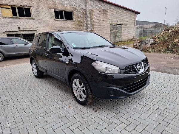 Melns Nissan qashqai+2 2012 Tauragė, ar dzinēja tilpumu 1.46 L un nobraukumu 193 tūkst. km par 5499 €, foto 3 vietnē AUTOMOTO.COM.LV