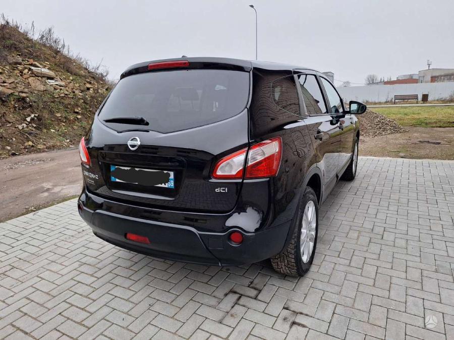 Melns Nissan qashqai+2 2012 Tauragė, ar dzinēja tilpumu 1.46 L un nobraukumu 193 tūkst. km par 5499 €, foto 5 vietnē AUTOMOTO.COM.LV