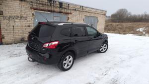 Black Nissan qashqai+2 2012 in Alytus, with an engine capacity of 1.60 L and mileage of 292 thousand km for 5199 €, photo 4 on AUTOMOTO.COM.LV