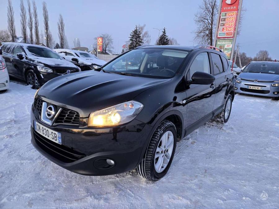 Melns Nissan qashqai+2 2012 Tauragė, ar dzinēja tilpumu 1.46 L un nobraukumu 240 tūkst. km par 4700 €, foto 3 vietnē AUTOMOTO.COM.LV
