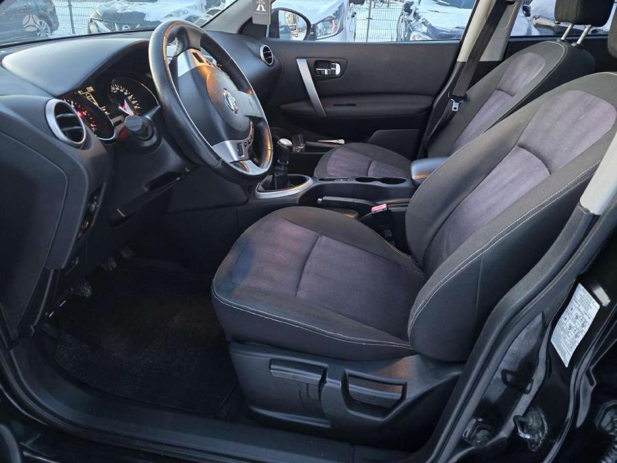 Melns Nissan qashqai+2 2012 Tauragė, ar dzinēja tilpumu 1.46 L un nobraukumu 240 tūkst. km par 4700 €, foto 6 vietnē AUTOMOTO.COM.LV