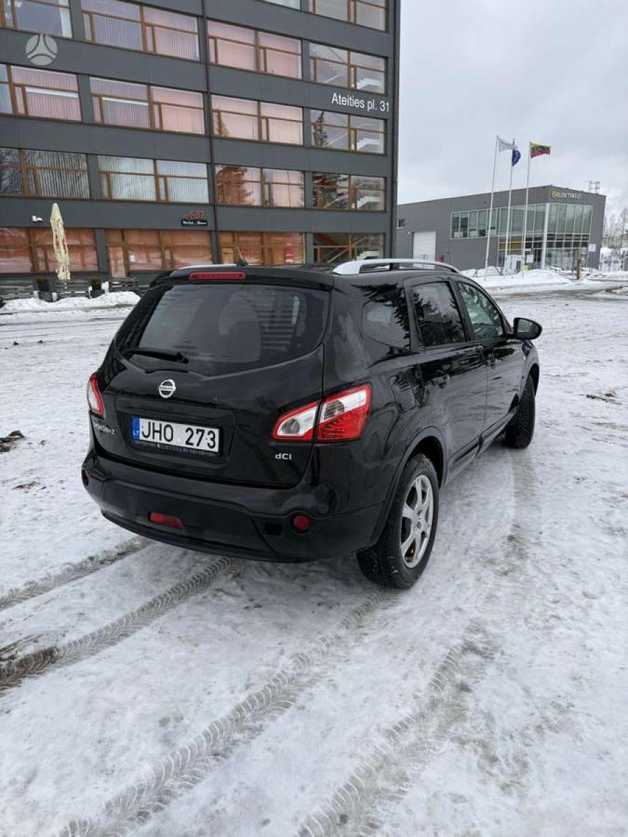 Black Nissan qashqai+2 2012 in Kaunas, with an engine capacity of 1.46 L and mileage of 211 thousand km for 5100 €, photo 11 on AUTOMOTO.COM.LV