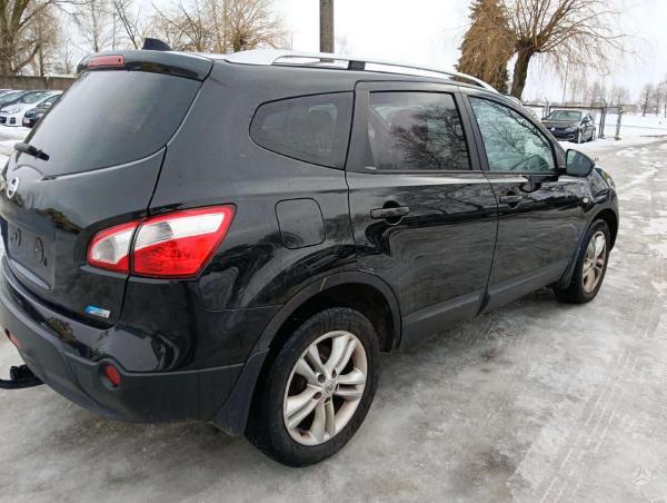 Melns Nissan qashqai+2 2012 Marijampole, ar dzinēja tilpumu 1.60 L un nobraukumu 292 tūkst. km par 3250 €, foto 6 vietnē AUTOMOTO.COM.LV