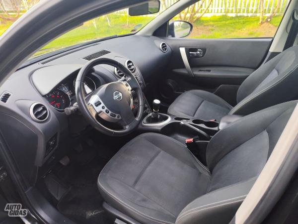 Melns Nissan qashqai+2 2012 Mažeikiai, ar dzinēja tilpumu 2.00 L un nobraukumu 234 tūkst. km par 6500 €, foto 10 vietnē AUTOMOTO.COM.LV
