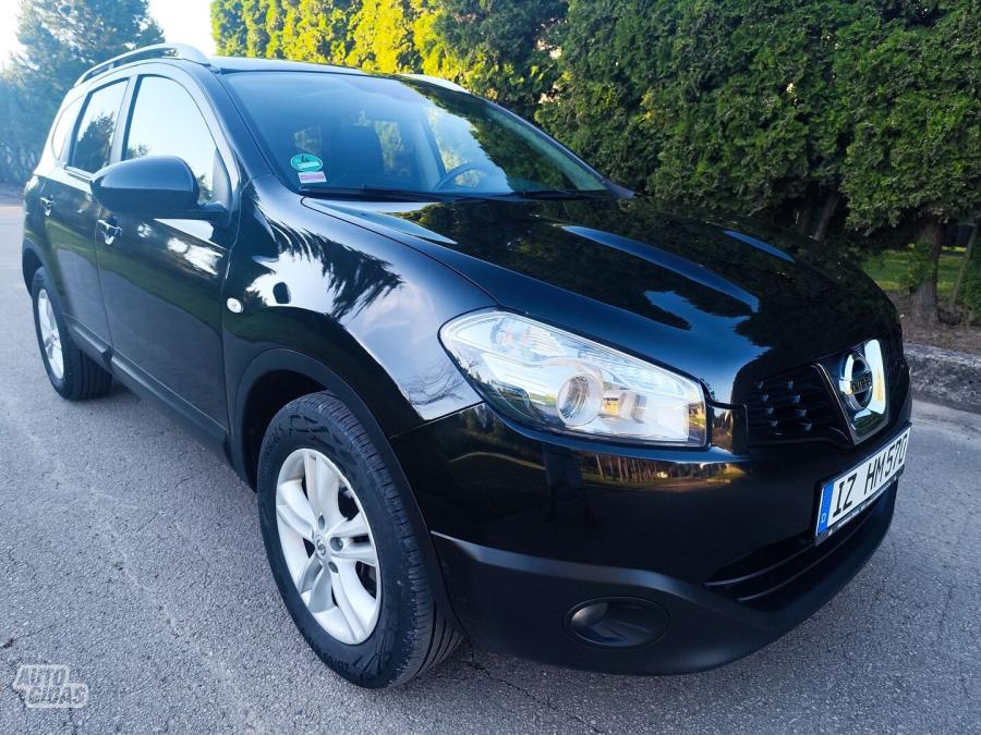 Черный Ниссан Кашкай 2 2012 в Мажейкяй, объемом двигателя 2.00 л и пробегом 224 тыс. км за 6200 €, фото 6 на AUTOMOTO.COM.LV