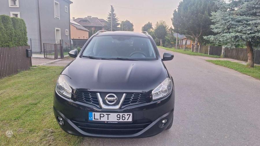 Melns Nissan qashqai+2 2012 Kauņa, ar dzinēja tilpumu 1.46 L un nobraukumu 195 tūkst. km par 5400 €, foto 4 vietnē AUTOMOTO.COM.LV