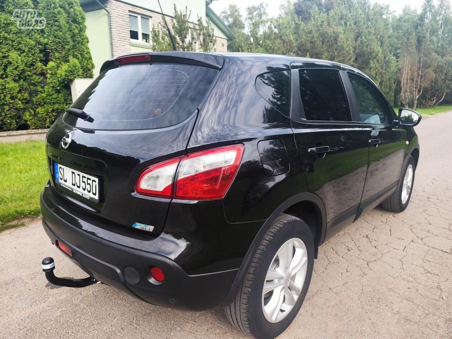 Melns Nissan qashqai+2 2012 Mažeikiai, ar dzinēja tilpumu 2.00 L un nobraukumu 227 tūkst. km par 6200 €, foto 12 vietnē AUTOMOTO.COM.LV