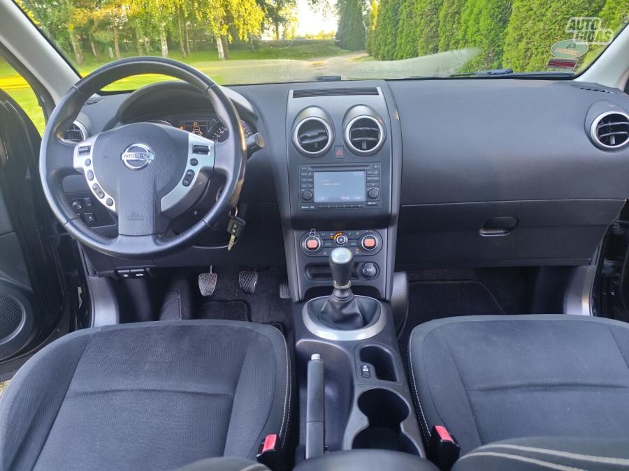 Melns Nissan qashqai+2 2012 Mažeikiai, ar dzinēja tilpumu 2.00 L un nobraukumu 227 tūkst. km par 6200 €, foto 14 vietnē AUTOMOTO.COM.LV