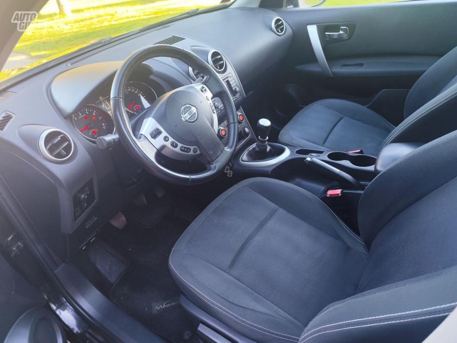 Melns Nissan qashqai+2 2012 Mažeikiai, ar dzinēja tilpumu 2.00 L un nobraukumu 227 tūkst. km par 6200 €, foto 15 vietnē AUTOMOTO.COM.LV