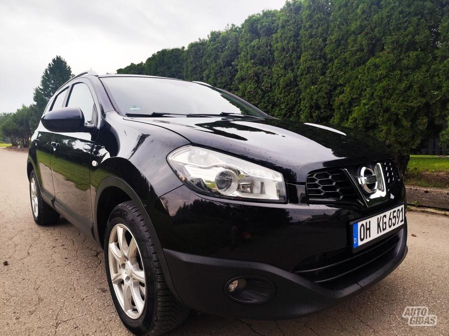 Black Nissan qashqai+2 2012 in Mazeikiai, with an engine capacity of 1.60 L and mileage of 230 thousand km for 6400 €, photo 14 on AUTOMOTO.COM.LV