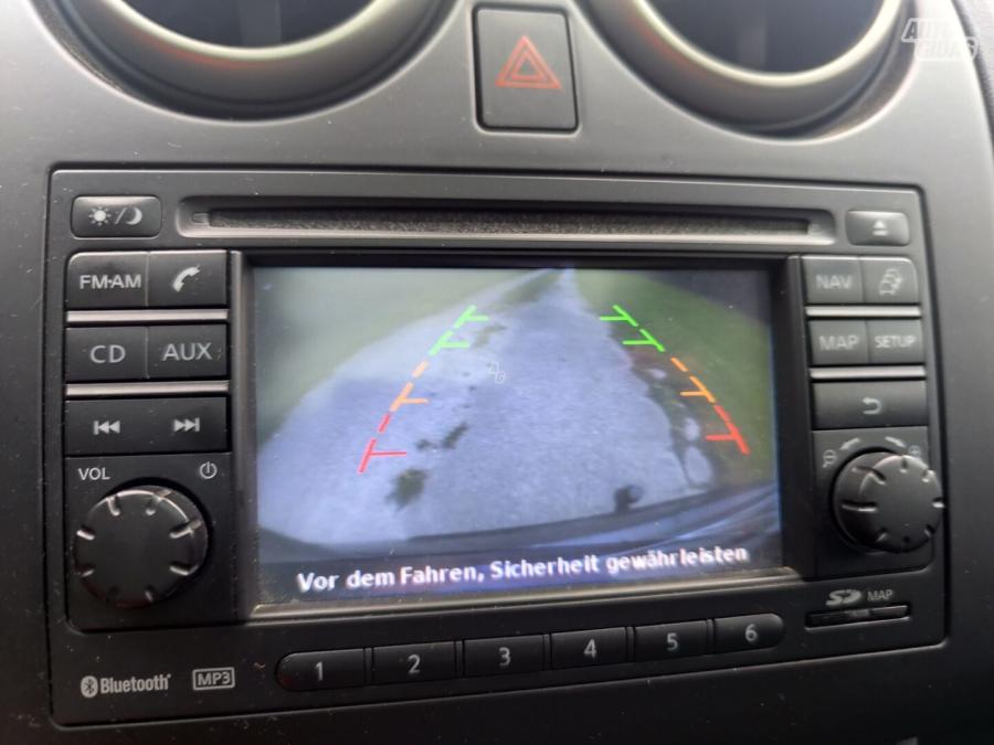 Black Nissan qashqai+2 2012 in Mazeikiai, with an engine capacity of 1.60 L and mileage of 230 thousand km for 6400 €, photo 31 on AUTOMOTO.COM.LV