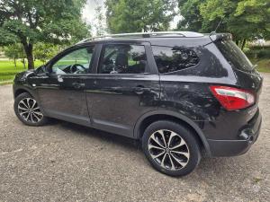 Melns Nissan qashqai+2 2012 Šilalė, ar dzinēja tilpumu 1.60 L un nobraukumu 276 tūkst. km par 4500 €, foto 8 vietnē AUTOMOTO.COM.LV