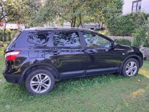 Melns Nissan qashqai+2 2012 Viļņa, ar dzinēja tilpumu 2.00 L un nobraukumu 182 tūkst. km par 3800 €, foto 5 vietnē AUTOMOTO.COM.LV