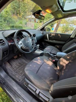 Melns Nissan qashqai+2 2012 Viļņa, ar dzinēja tilpumu 2.00 L un nobraukumu 182 tūkst. km par 3800 €, foto 9 vietnē AUTOMOTO.COM.LV