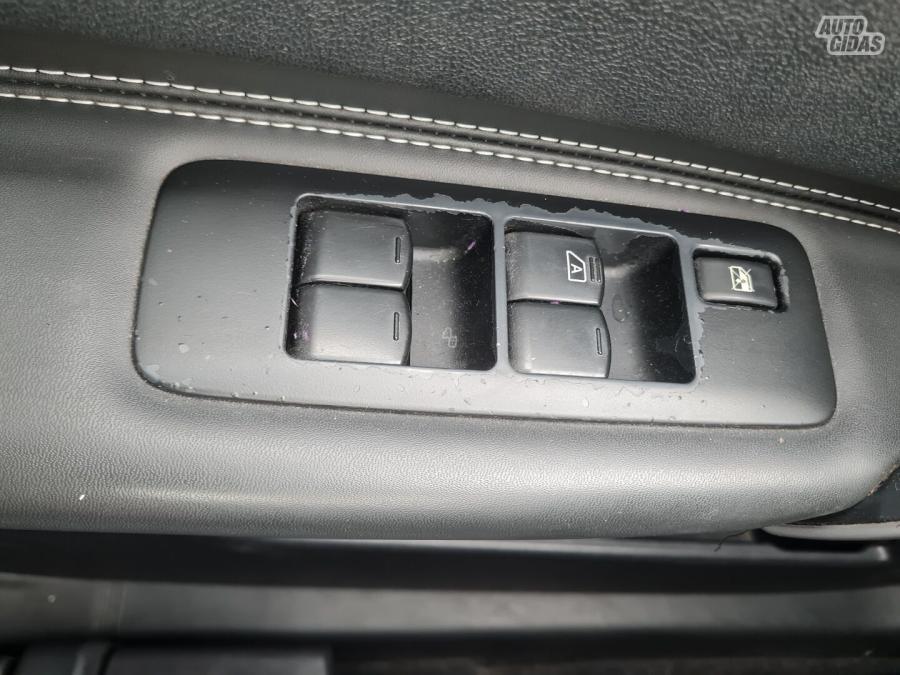 Melns Nissan qashqai+2 2012 Panevēža, ar dzinēja tilpumu 1.60 L un nobraukumu 219 tūkst. km par 3850 €, foto 16 vietnē AUTOMOTO.COM.LV