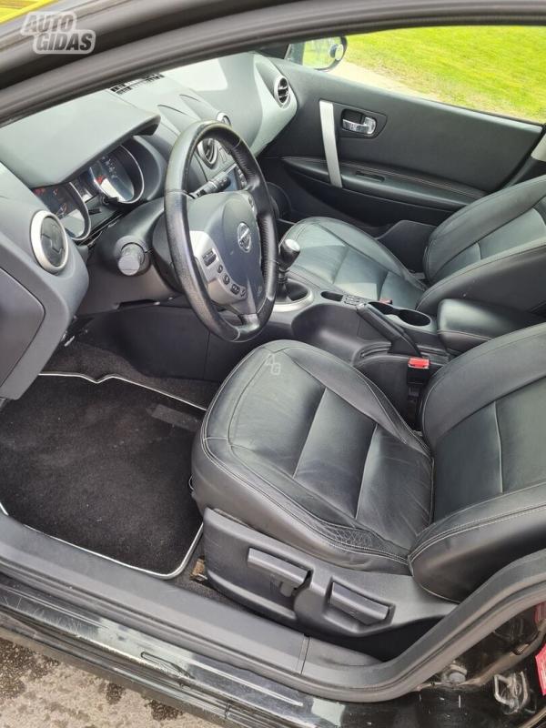 Melns Nissan qashqai+2 2012 Panevēža, ar dzinēja tilpumu 1.60 L un nobraukumu 219 tūkst. km par 3850 €, foto 10 vietnē AUTOMOTO.COM.LV