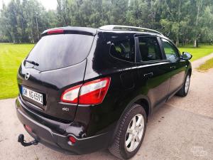 Черный Ниссан Кашкай 2 2012 в Мажейкяй, объемом двигателя 1.60 л и пробегом 237 тыс. км за 6200 €, фото 6 на AUTOMOTO.COM.LV