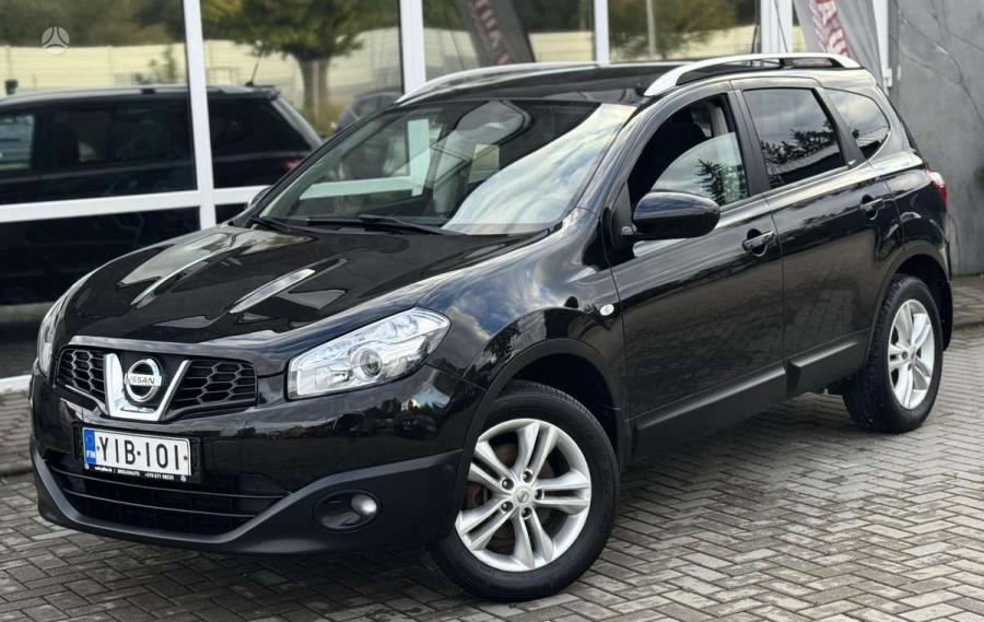 Black Nissan qashqai+2 2012 in Radviliskis, with an engine capacity of 1.60 L and mileage of 234 thousand km for 5750 €, photo 1 on AUTOMOTO.COM.LV