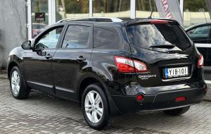Black Nissan qashqai+2 2012 in Radviliskis, with an engine capacity of 1.60 L and mileage of 234 thousand km for 5750 €, photo 11 on AUTOMOTO.COM.LV