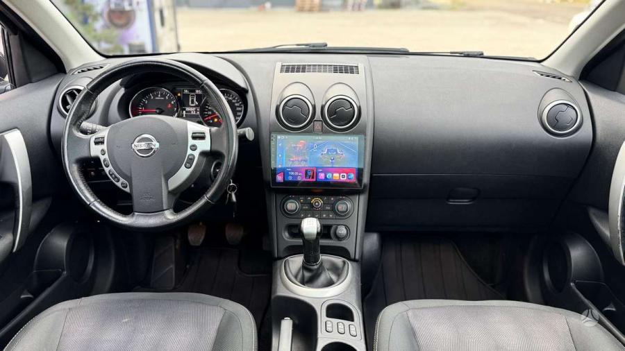 Black Nissan qashqai+2 2012 in Radviliskis, with an engine capacity of 1.60 L and mileage of 234 thousand km for 5750 €, photo 16 on AUTOMOTO.COM.LV