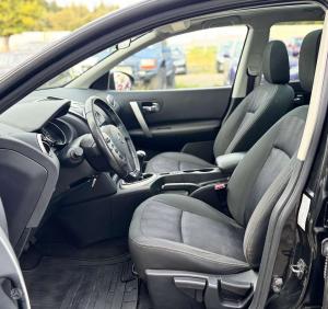 Black Nissan qashqai+2 2012 in Radviliskis, with an engine capacity of 1.60 L and mileage of 234 thousand km for 5750 €, photo 18 on AUTOMOTO.COM.LV