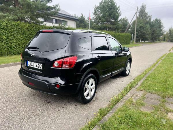 Melns Nissan qashqai+2 2009 Viļņa, ar dzinēja tilpumu 2.00 L un nobraukumu 253 tūkst. km par 3500 €, foto 6 vietnē AUTOMOTO.COM.LV