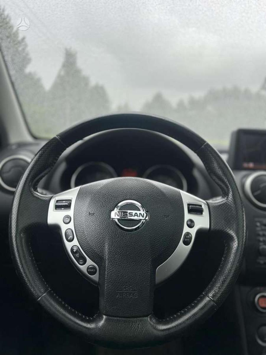 Melns Nissan qashqai+2 2009 Viļņa, ar dzinēja tilpumu 2.00 L un nobraukumu 253 tūkst. km par 3500 €, foto 15 vietnē AUTOMOTO.COM.LV