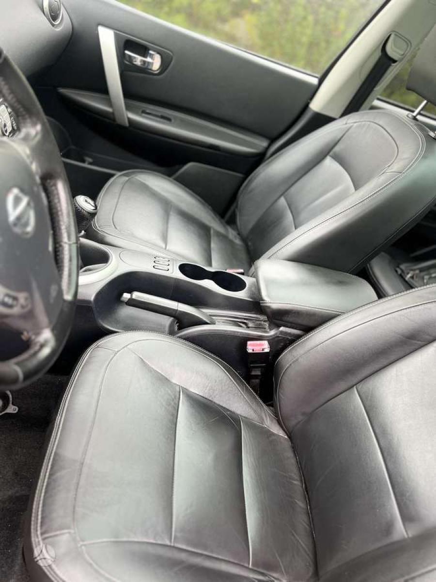 Melns Nissan qashqai+2 2009 Viļņa, ar dzinēja tilpumu 2.00 L un nobraukumu 253 tūkst. km par 3500 €, foto 18 vietnē AUTOMOTO.COM.LV