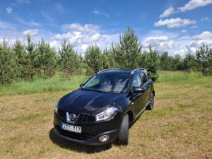Melns Nissan qashqai+2 2011 Viļņa, ar dzinēja tilpumu 2.00 L un nobraukumu 183 tūkst. km par 5000 €, foto  vietnē AUTOMOTO.COM.LV