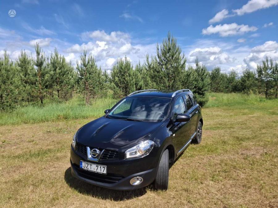 Melns Nissan qashqai+2 2011 Viļņa, ar dzinēja tilpumu 2.00 L un nobraukumu 183 tūkst. km par 5000 €, foto 1 vietnē AUTOMOTO.COM.LV