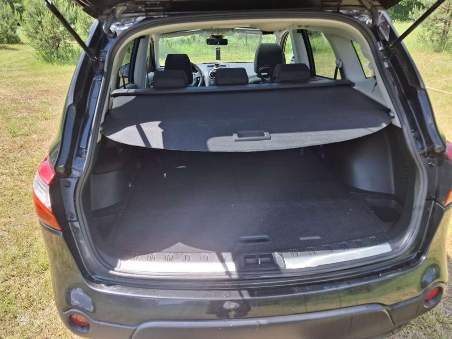 Melns Nissan qashqai+2 2011 Viļņa, ar dzinēja tilpumu 2.00 L un nobraukumu 183 tūkst. km par 5000 €, foto 13 vietnē AUTOMOTO.COM.LV