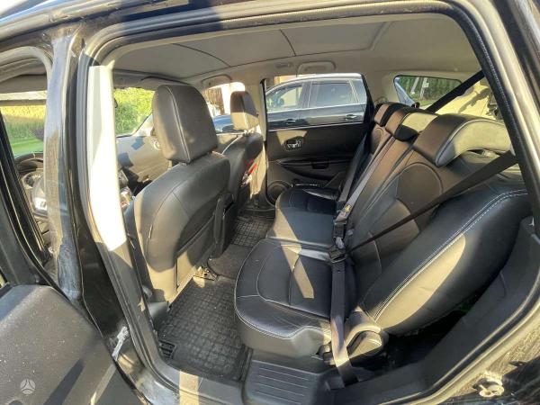 Melns Nissan qashqai+2 2013 Joniškis, ar dzinēja tilpumu 1.46 L un nobraukumu 156 tūkst. km par 5400 €, foto 7 vietnē AUTOMOTO.COM.LV