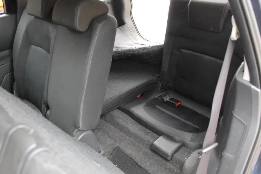 Zils Nissan qashqai+2 2010 Liepāja, ar dzinēja tilpumu 2.00 L un nobraukumu 254 tūkst. km par 4450 €, foto 7 vietnē AUTOMOTO.COM.LV