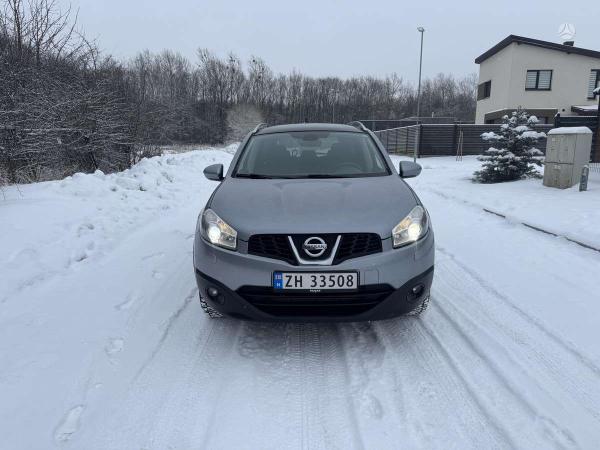 Blue Nissan qashqai+2 2011 in Kaunas, with an engine capacity of 1.46 L and mileage of 204 thousand km for 4850 €, photo 2 on AUTOMOTO.COM.LV