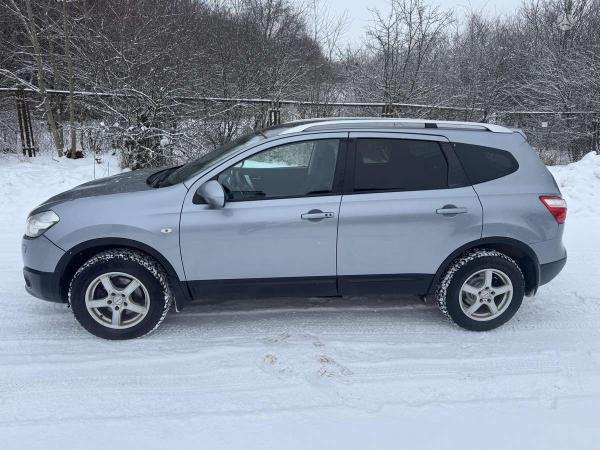 Blue Nissan qashqai+2 2011 in Kaunas, with an engine capacity of 1.46 L and mileage of 204 thousand km for 4850 €, photo 3 on AUTOMOTO.COM.LV